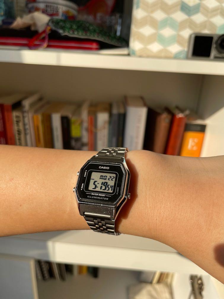 Casio silver vintage watch, Women's Fashion, Watches & Accessories ...