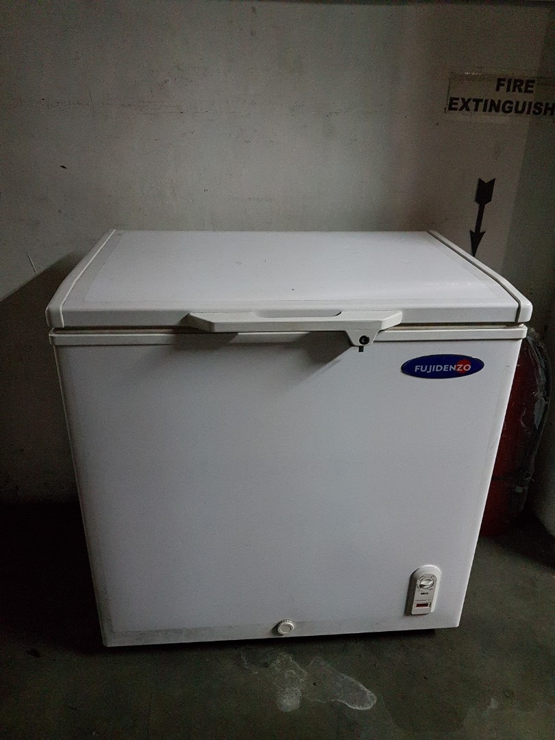 Chest freezer FUJIDENSO, TV & Home Appliances, Kitchen Appliances ...
