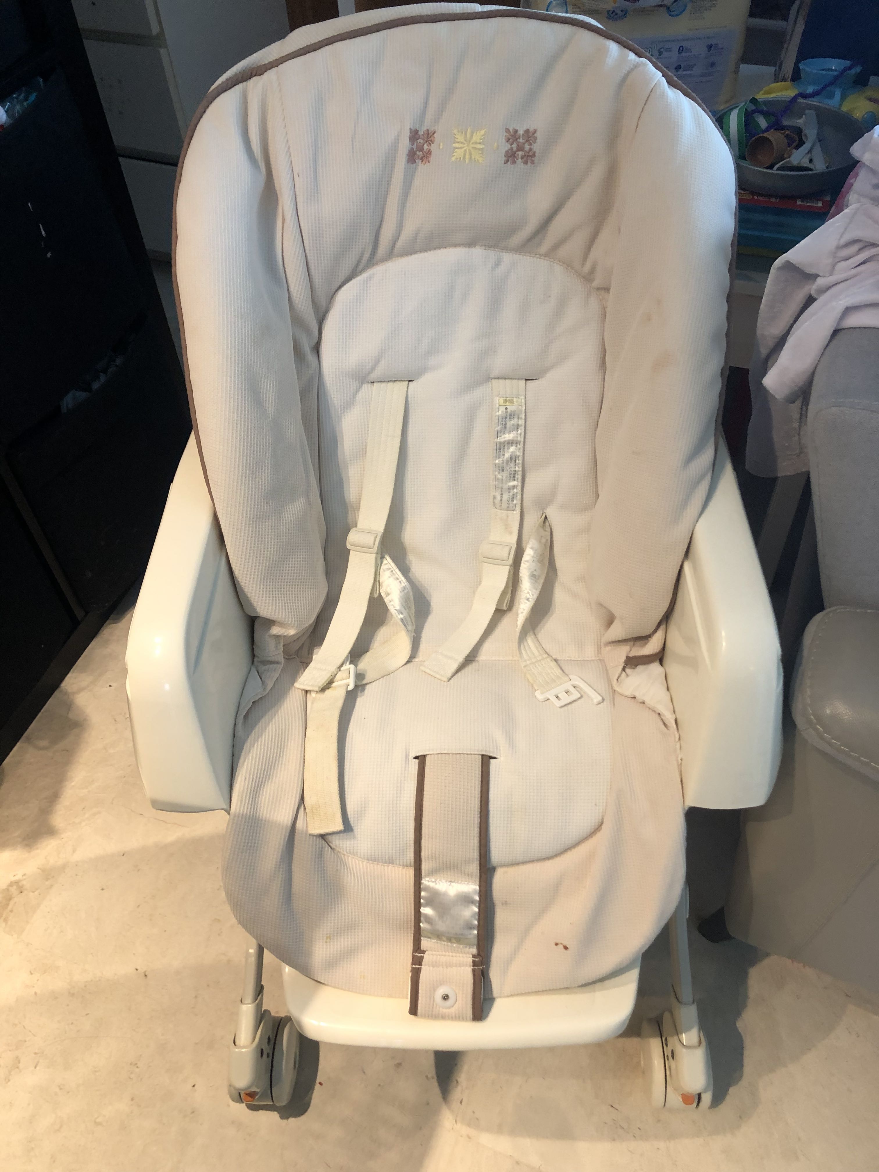 Chico chair, Babies & Kids, Baby Nursery & Kids Furniture, Kids' Tables ...