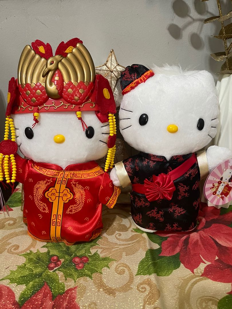 Hello Kitty Chinese Wedding, Hobbies & Toys, Toys & Games on Carousell
