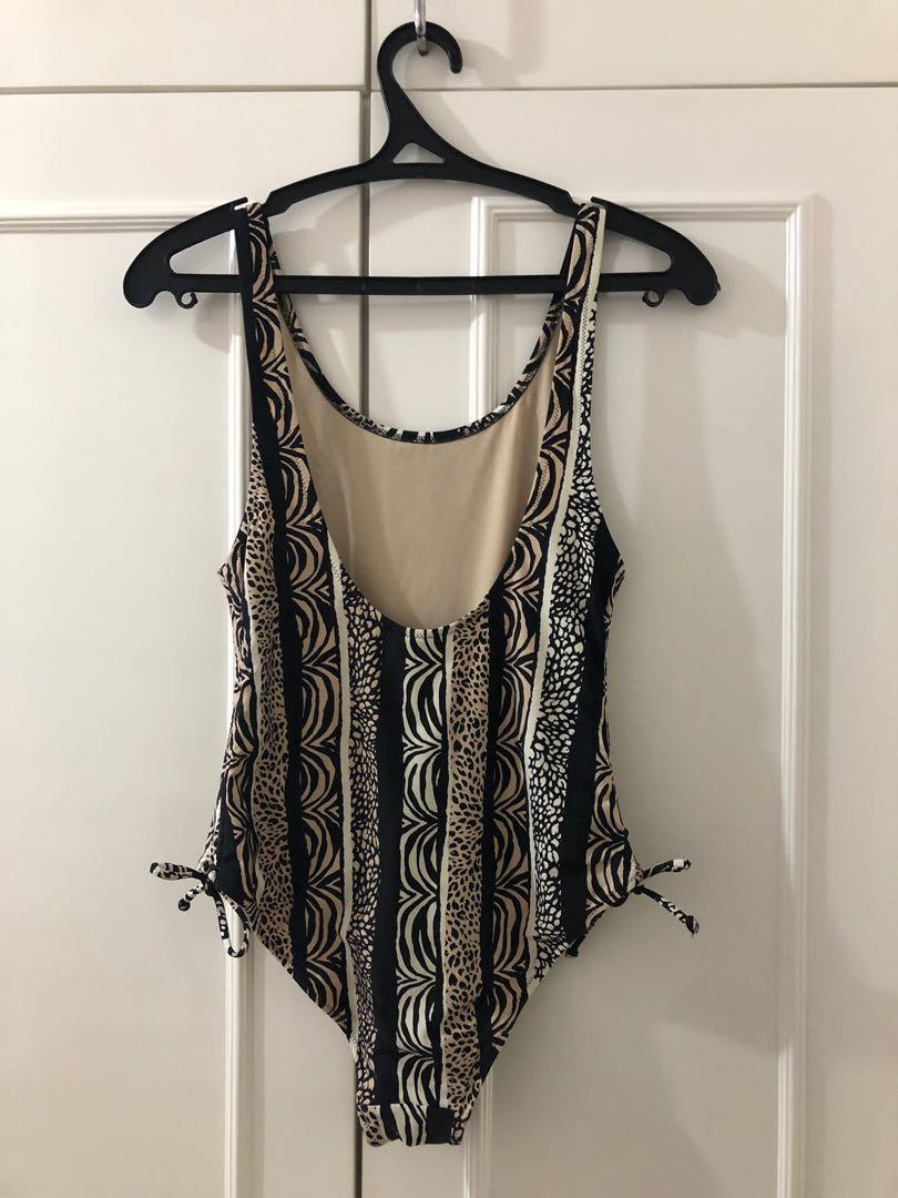 H&M ONE-PIECE SWIMSUIT, Women's Fashion, Swimwear, Bikinis & Swimsuits ...