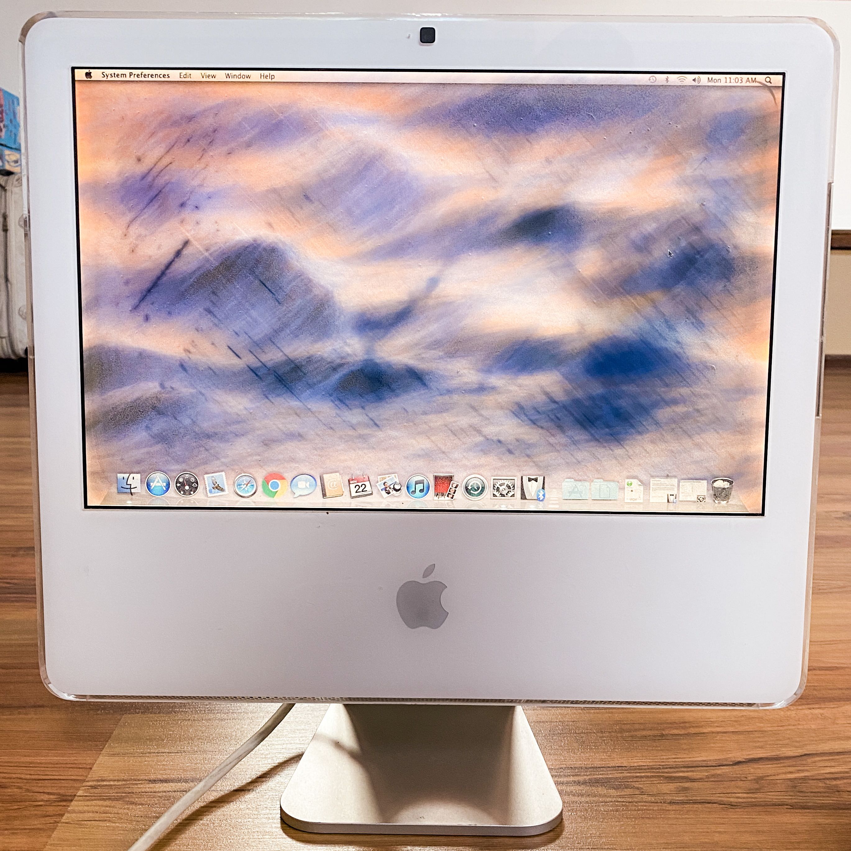 iMac 2006, Computers & Tech, Desktops on Carousell