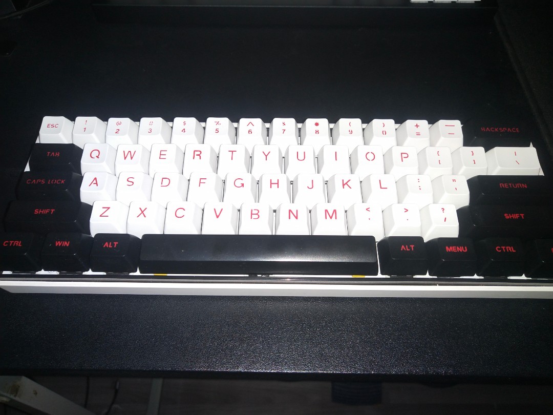 Kemove Snowfox 61 with issue, Computers & Tech, Parts & Accessories ...