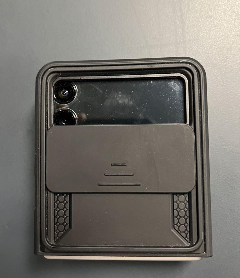 Samsung flip Z3 case, Mobile Phones & Gadgets, Mobile & Gadget ...