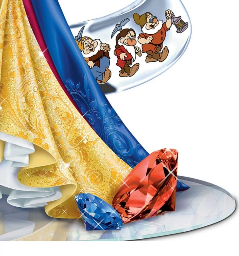 The Hamilton Collection Disney's Snow White, Hobbies & Toys ...