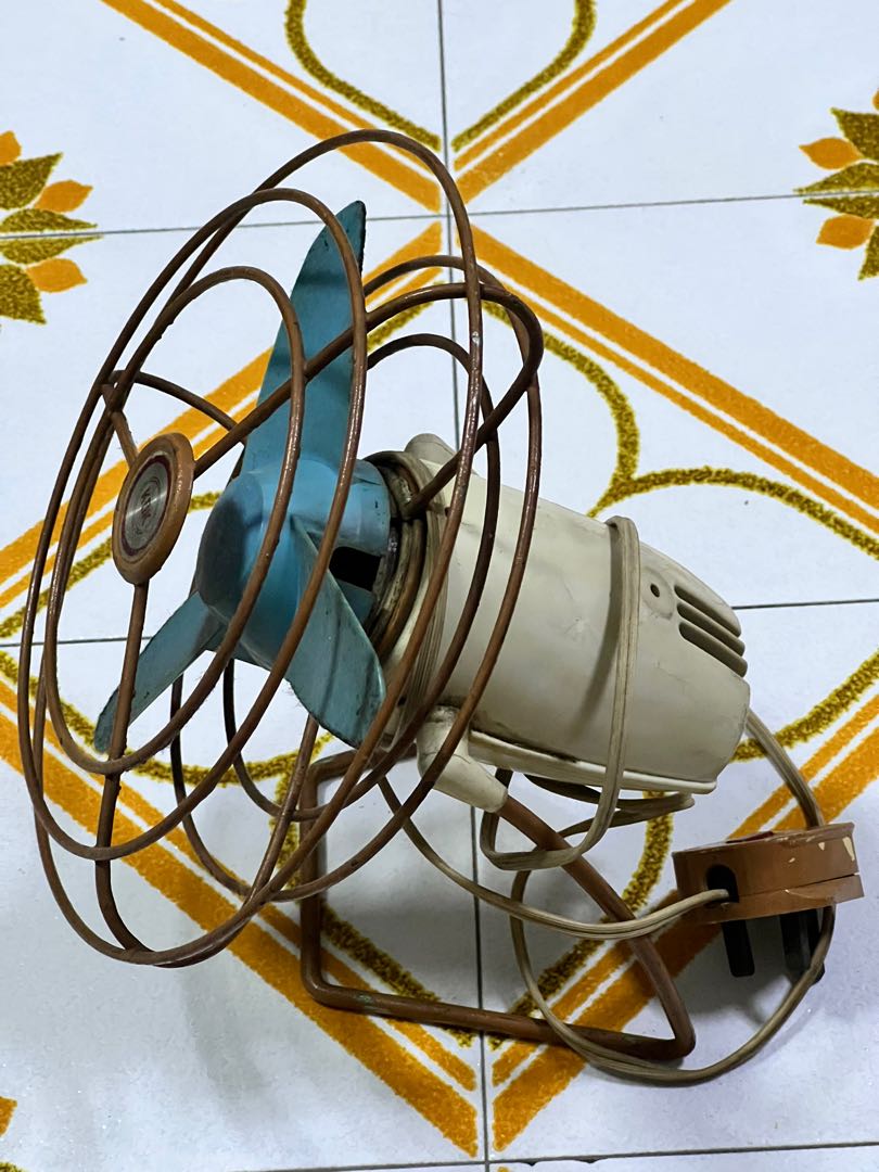 Vintage KDK Table Fan 1960, Furniture & Home Living, Lighting & Fans ...