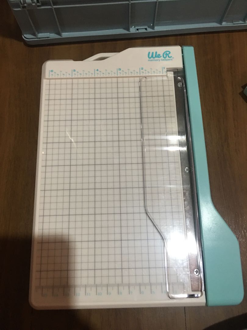 We R Memory Keepers Paper trimmer, Hobbies & Toys, Stationary & Craft ...