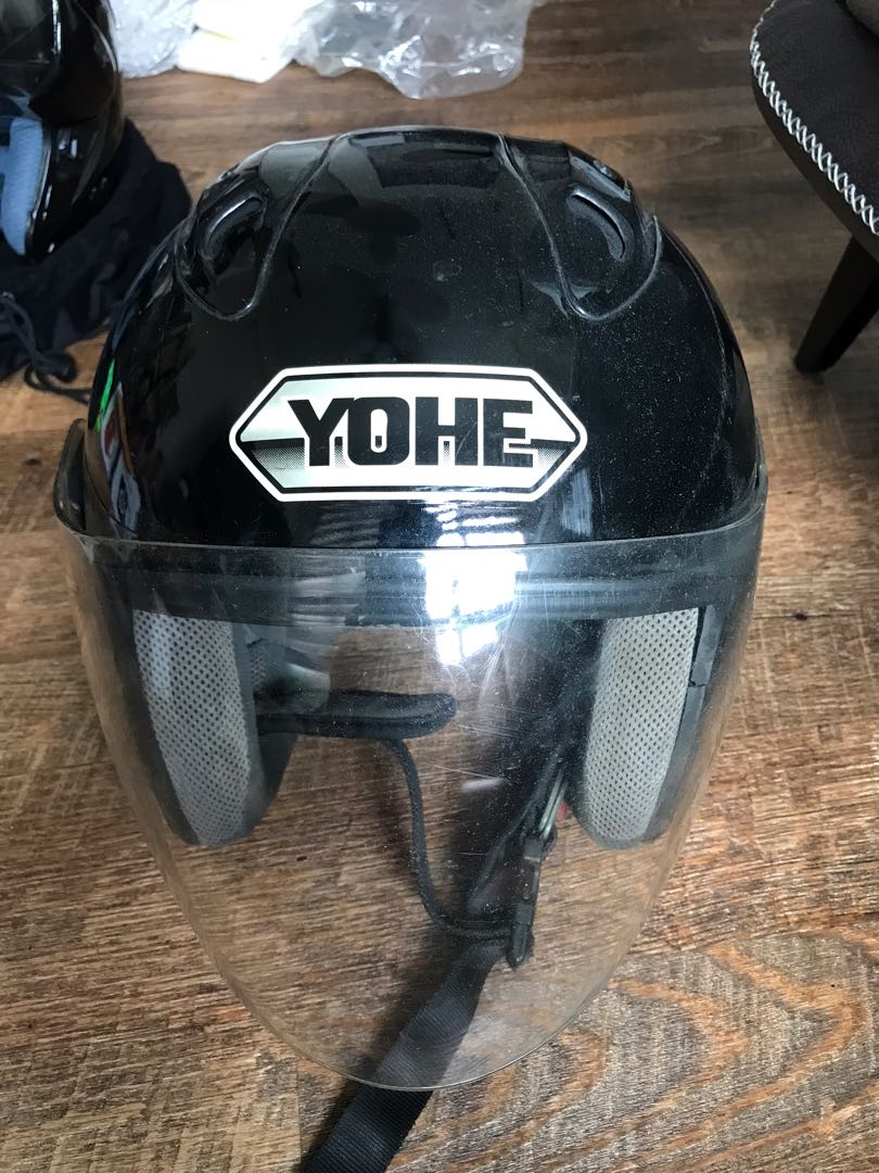 FREE YOHE HELMET, Motorcycles, Motorcycle Accessories on Carousell