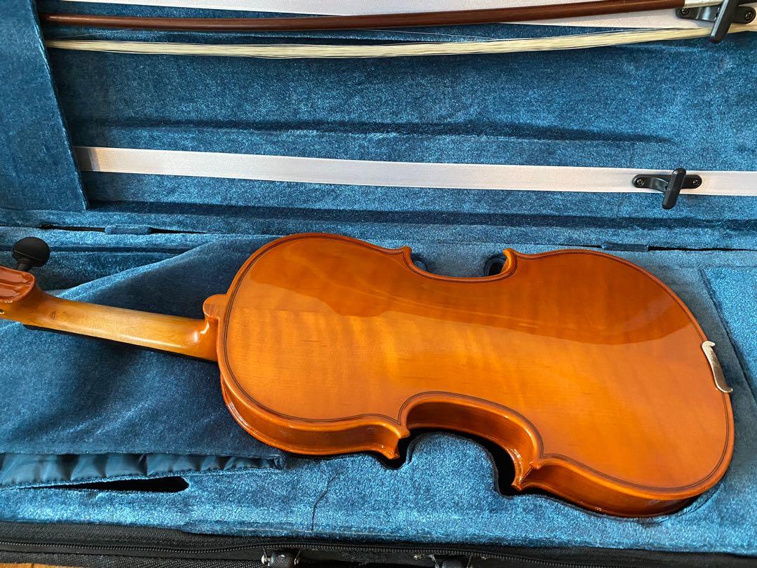 Eurostring Model 200 violin 1/2, Hobbies & Toys, Music & Media, Musical ...