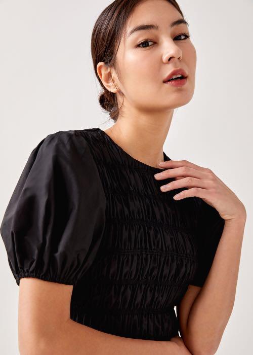 LB Gemira Smocked Puff Sleeve Midi Dress, Women's Fashion, Dresses ...
