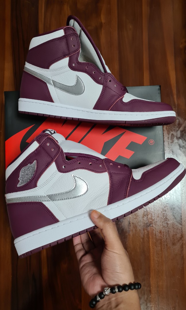 [Multiple]Air Jordan 1 Retro High OG Bordeaux, Men's Fashion, Footwear ...