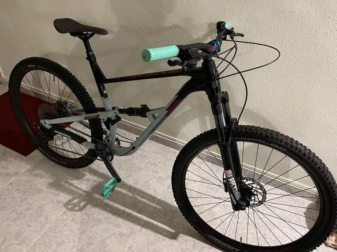 Polygon D7, Sports Equipment, Bicycles & Parts, Bicycles on Carousell