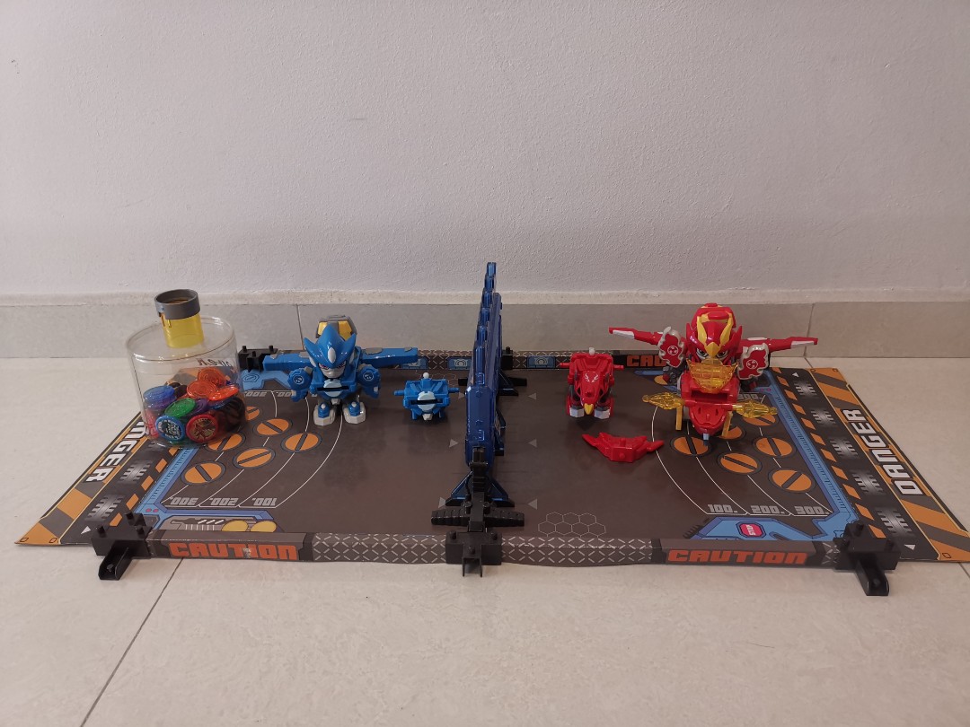 Robot blaster set, Hobbies & Toys, Toys & Games on Carousell