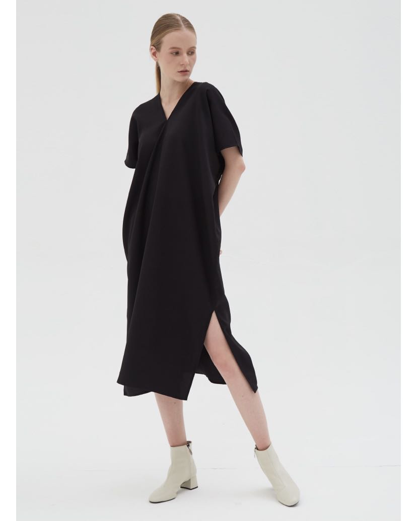 shopatvelvet elevation dress black, Women's Fashion, Dresses & Sets ...