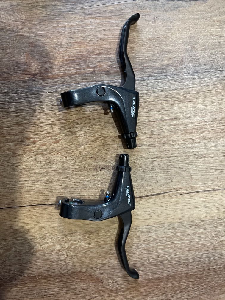 SORA brake lever, Sports Equipment, Bicycles & Parts, Parts ...
