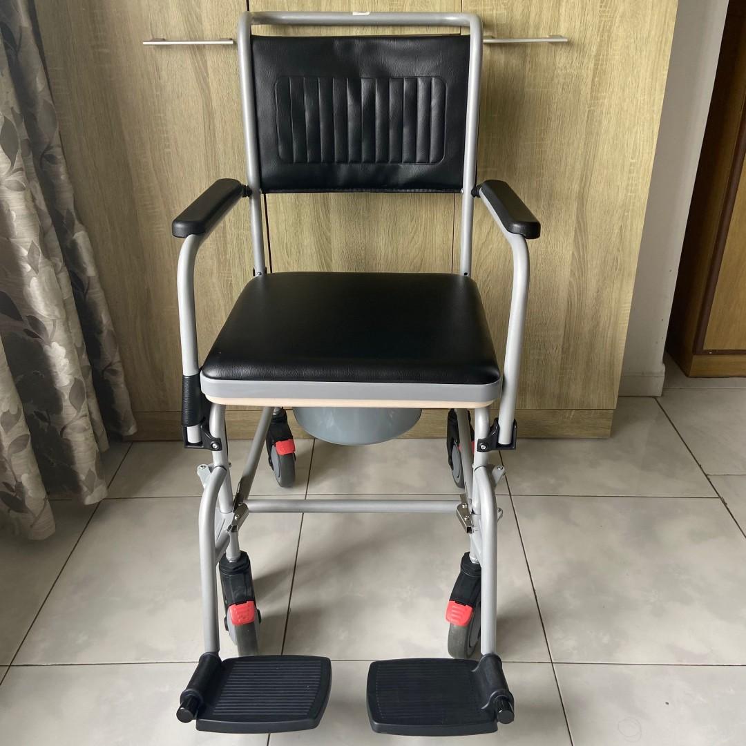 Wheeled Commode, Health & Nutrition, Assistive & Rehabilatory Aids ...