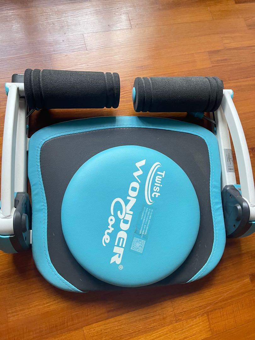 Wonder care Twist board, Sports Equipment, Exercise & Fitness, Cardio ...