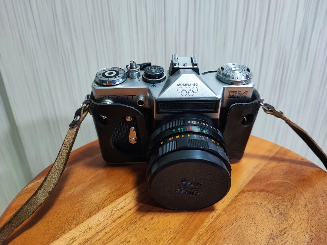 Zenit Moskva 80, Photography, Cameras on Carousell