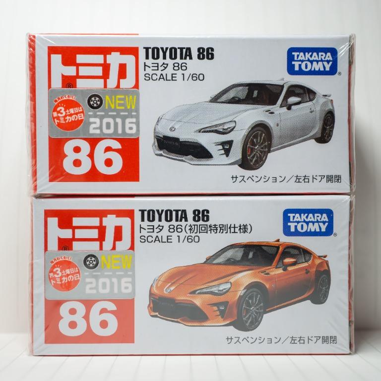 全新 日版 2016 Tomica 86 Toyota 86普通版 + 初回特別仕樣 一對, 興趣及遊戲, 玩具 & 遊戲類 - Carousell