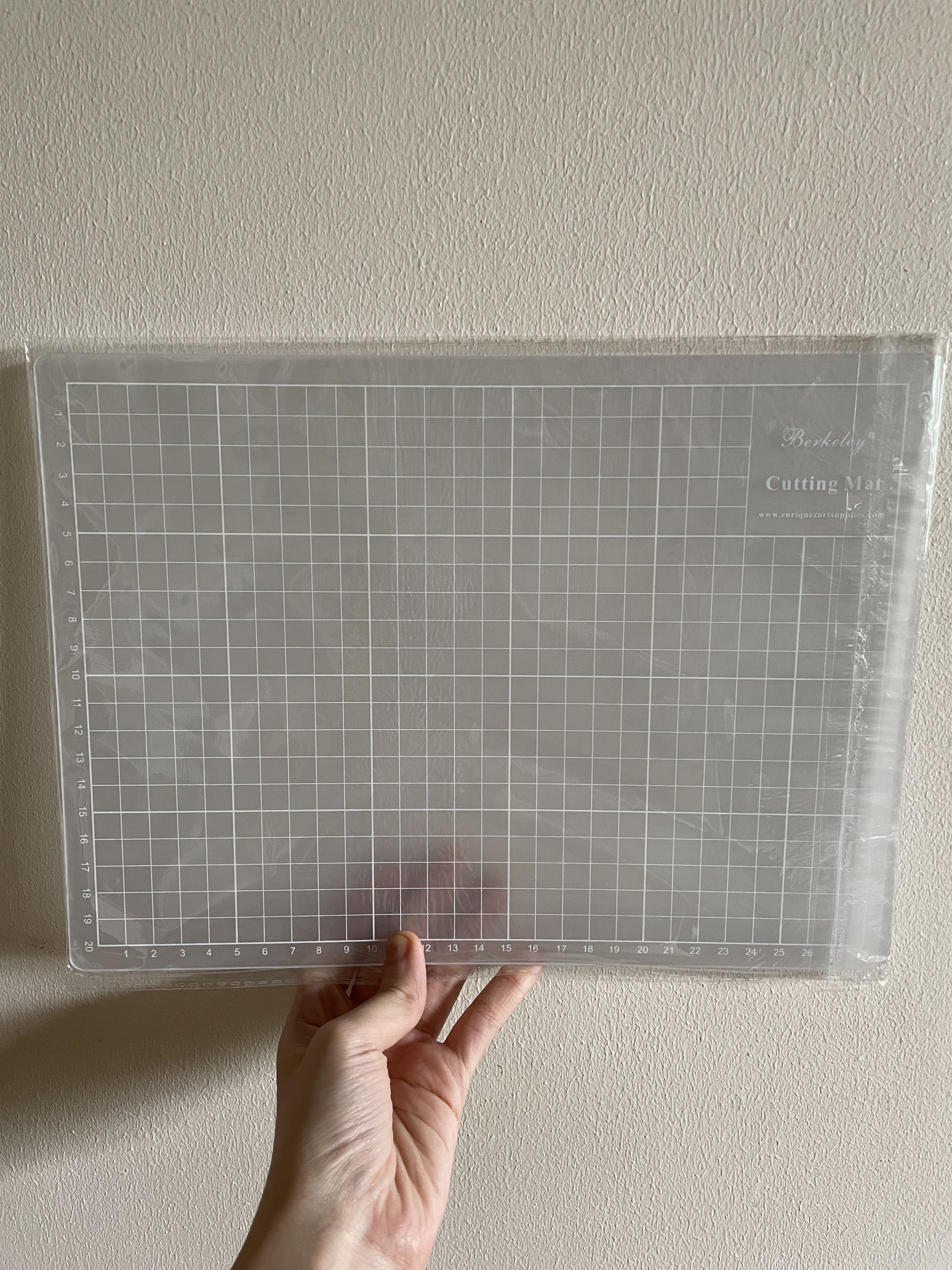 Berkeley A4 2mm cutting mat transparent, Hobbies & Toys, Stationary ...