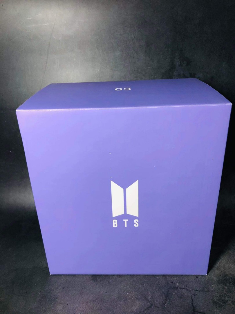 BTS ARMY MERCH BOX 3-ONHAND, Hobbies & Toys, Memorabilia & Collectibles ...