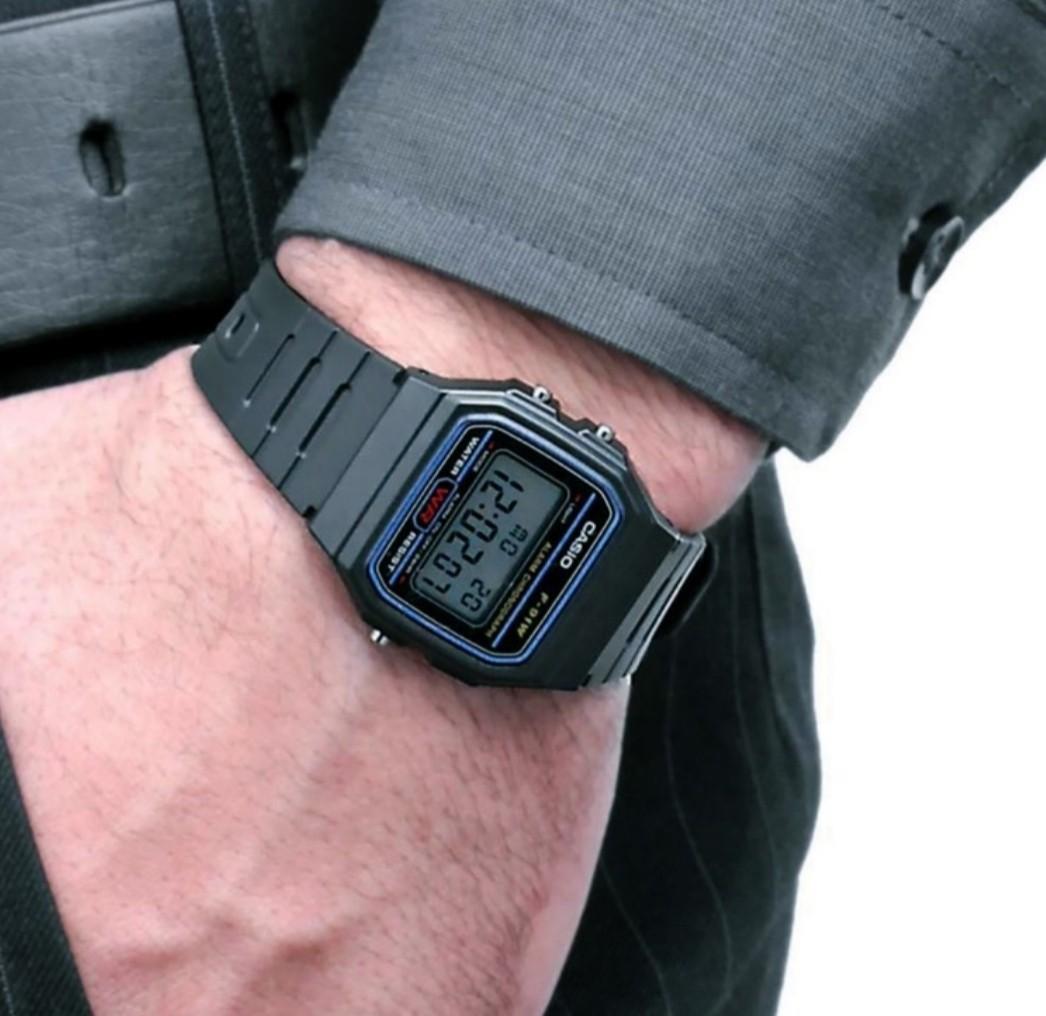 Casio F91, Men's Fashion, Watches & Accessories, Watches on Carousell