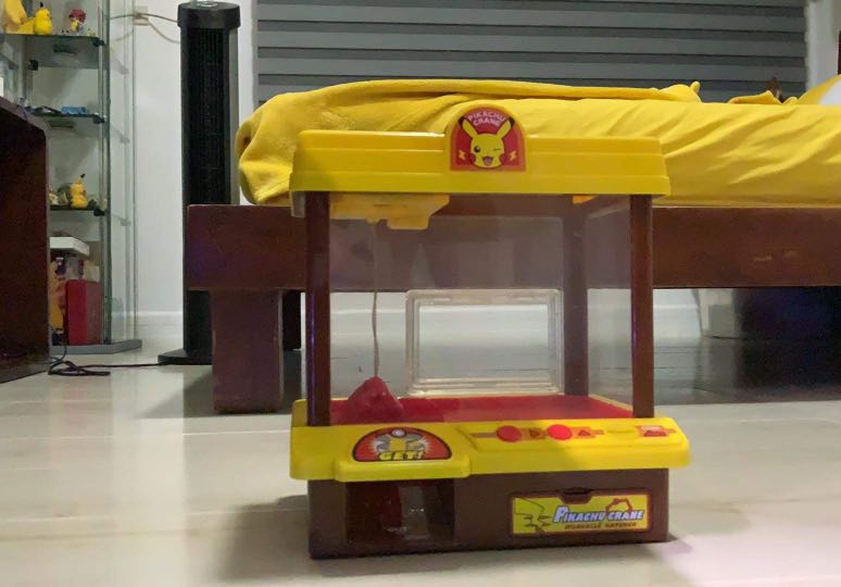 Pikachu Moncolle Crane Machine, Hobbies & Toys, Toys & Games on Carousell