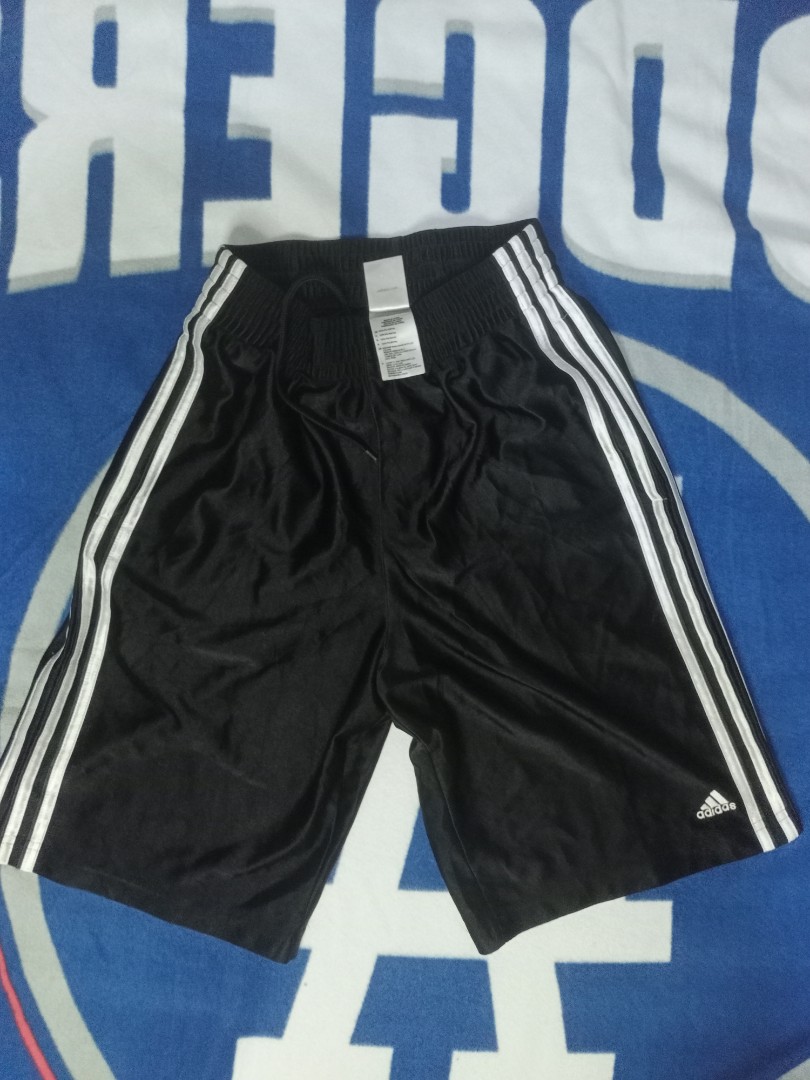 Short adidas three lines, Men's Fashion, Bottoms, Shorts on Carousell