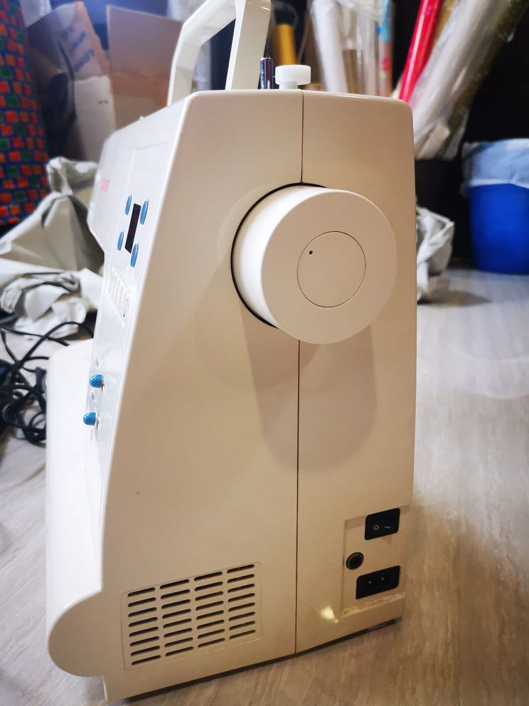 Singer 7464 sewing machine, TV & Home Appliances, Other Home Appliances ...