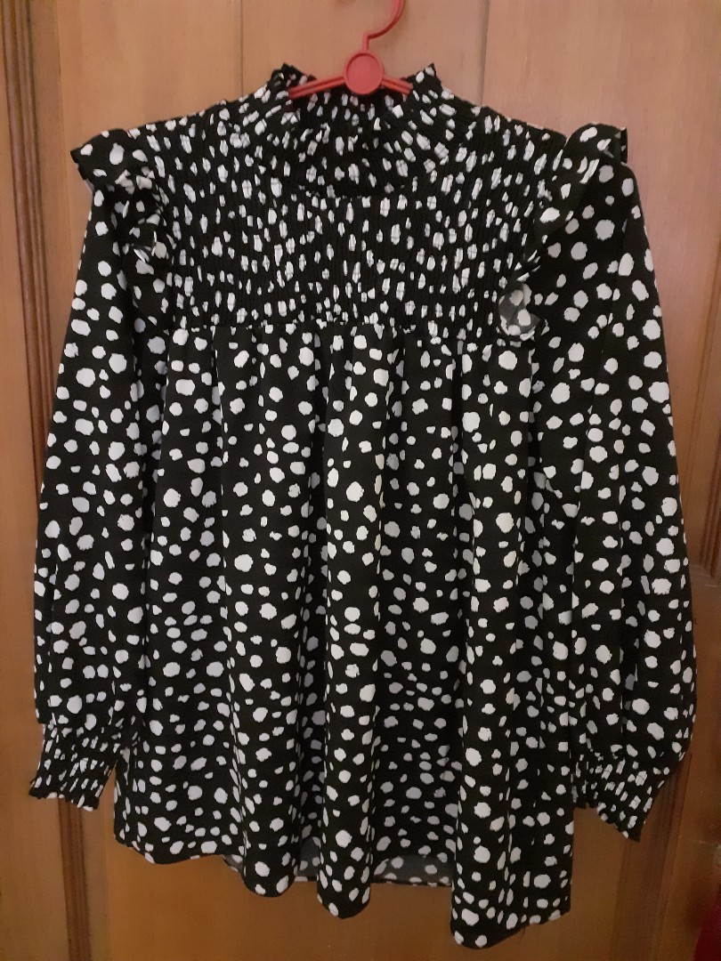 Smoke Top, Women's Fashion, Muslimah Fashion, Tops on Carousell