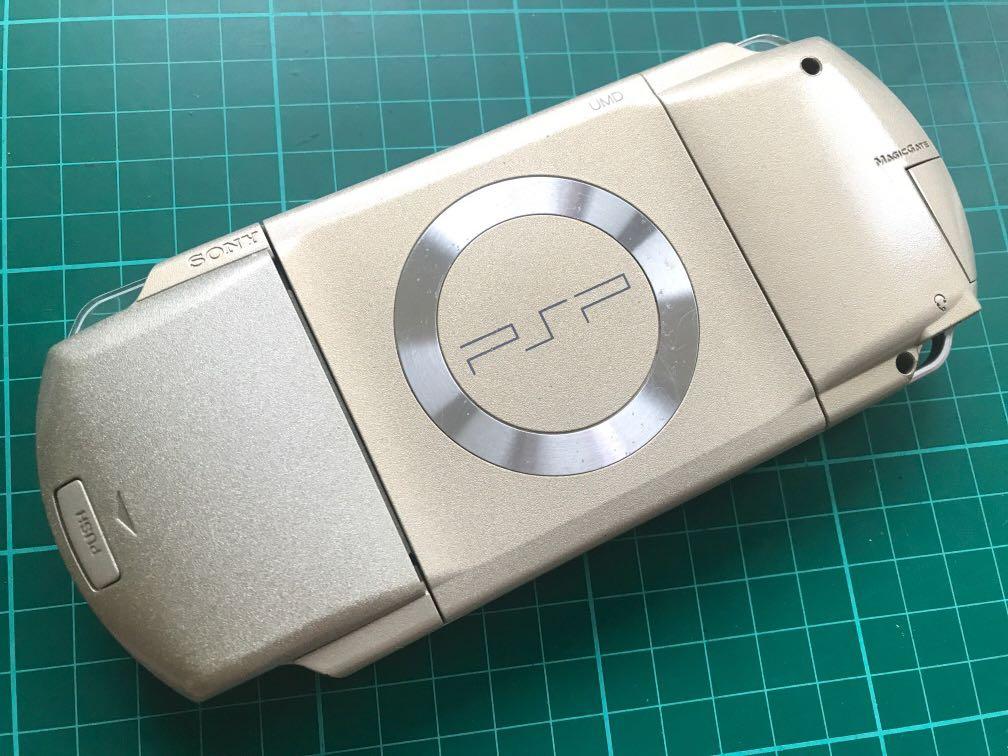 Sony Psp 1000 Champagne Gold (Limited), Video Gaming, Video Games ...