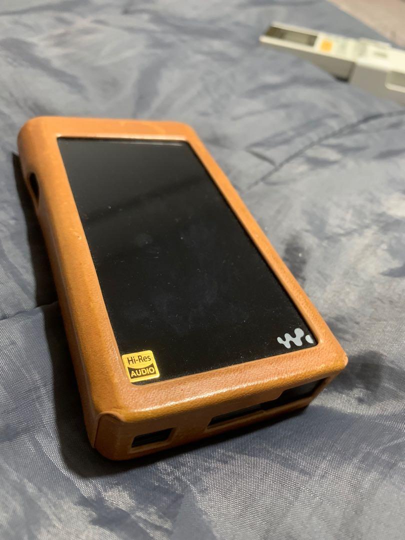 Sony WM1-A complete box wm1a , Audio, Portable Music Players on Carousell