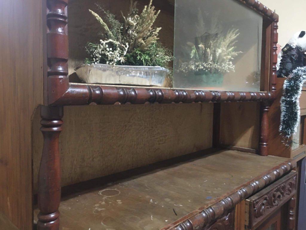 Tukador / Display Cabinet, Furniture & Home Living, Furniture, Shelves ...