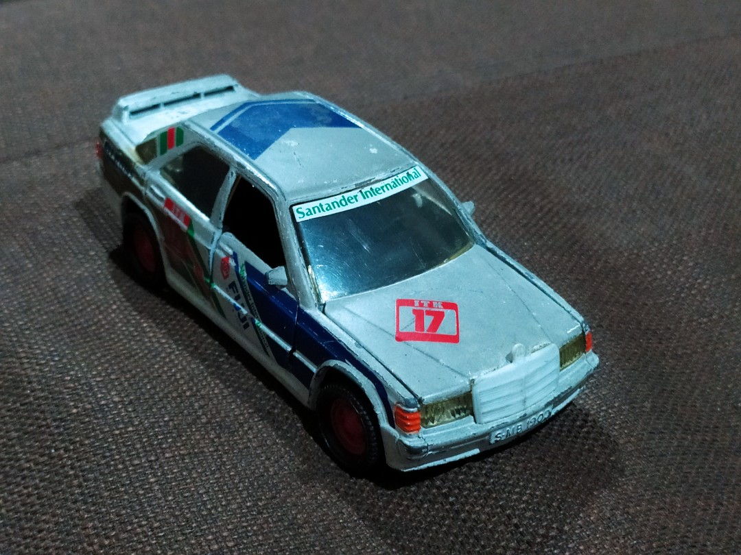 Vintage Matchbox Mercedez 190E super kings 2.3-16. 1985, Hobbies & Toys ...