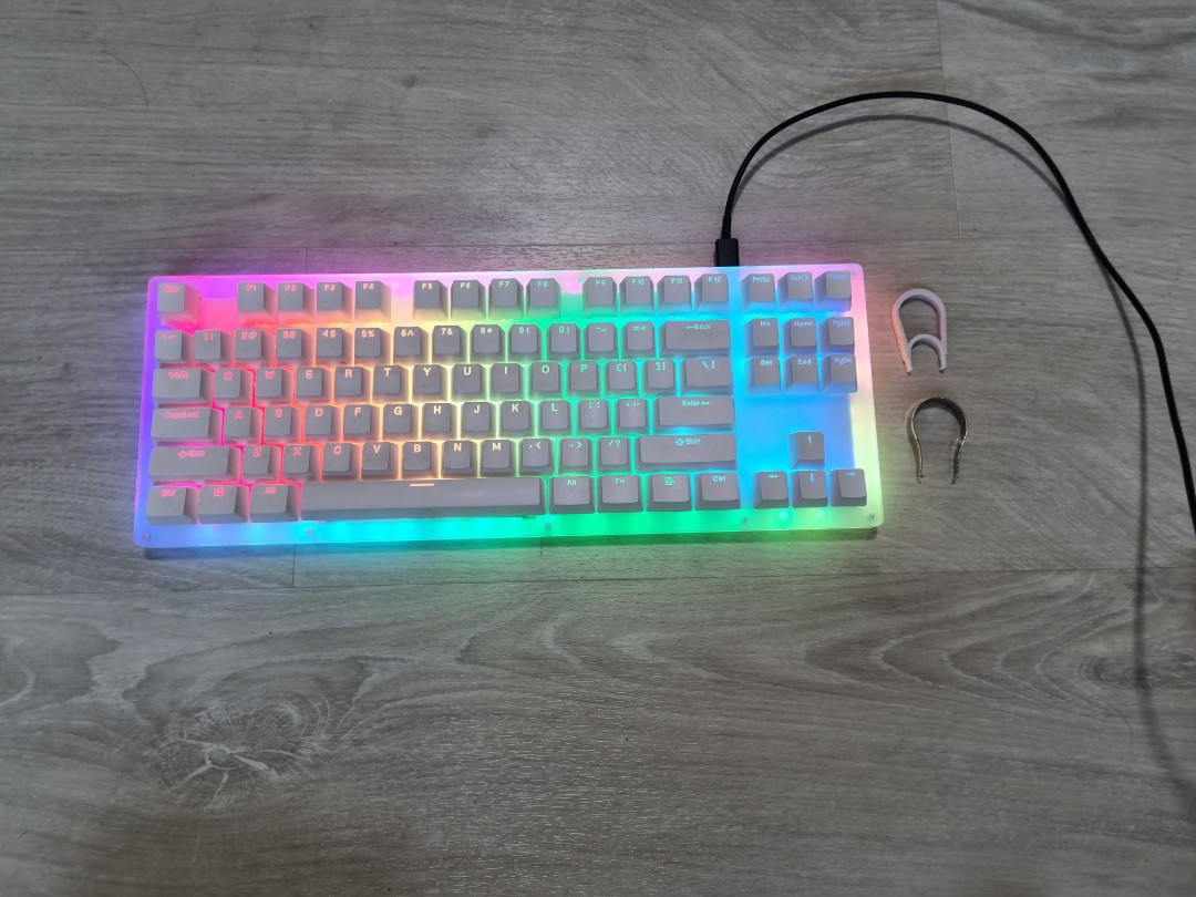 Gammakay k87 Hotswappable TKL keyboard (wired), Computers & Tech, Parts ...