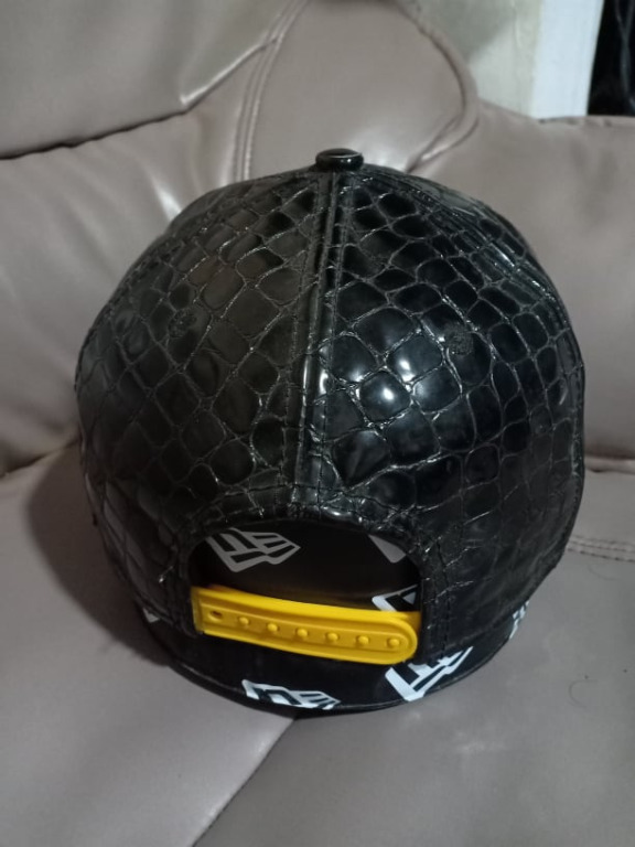 Jeremy Scott x New Era Cap, Men's Fashion, Watches & Accessories, Caps ...