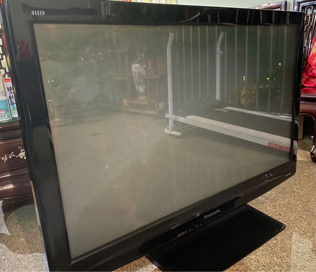 Panasonic TV 42”, TV & Home Appliances, TV & Entertainment, TV on Carousell