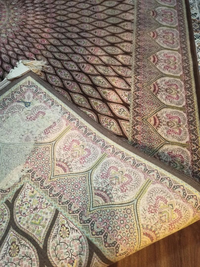 machine made Persian Doom Design carpet, Furniture & Home Living, Home ...