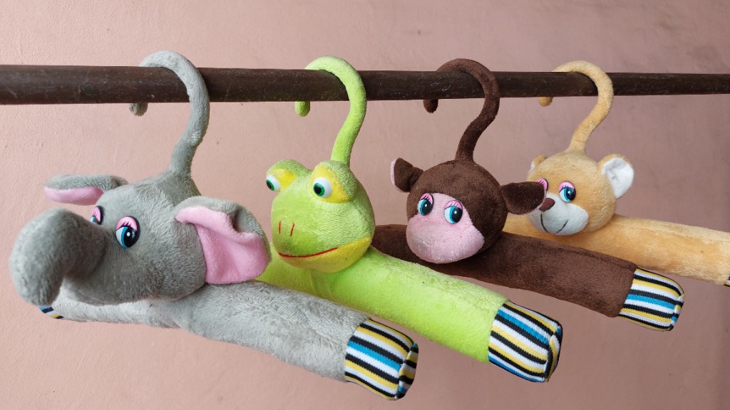 Plush Animal Hangers (Set), Hobbies & Toys, Toys & Games on Carousell