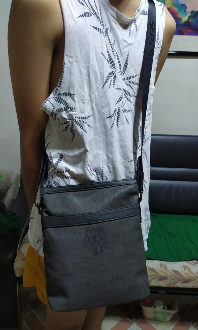 Septwolves Sling bag, Men's Fashion, Bags, Sling Bags on Carousell