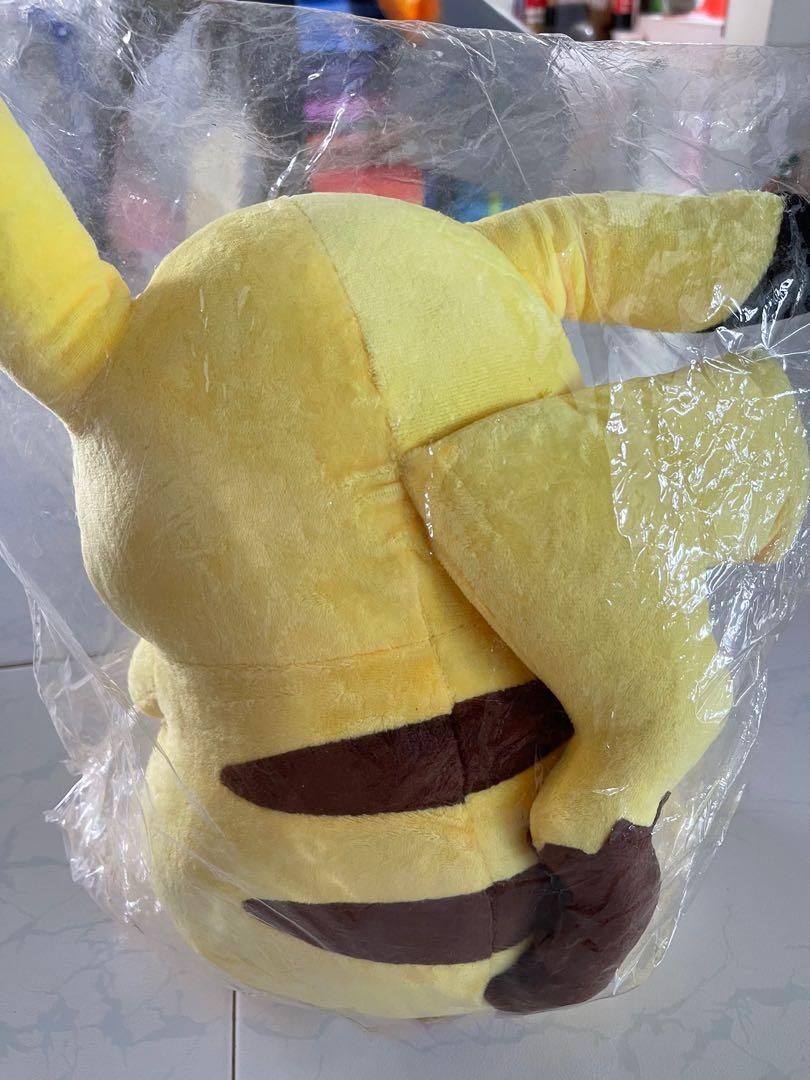 Sitting Pikachu, Hobbies & Toys, Toys & Games on Carousell