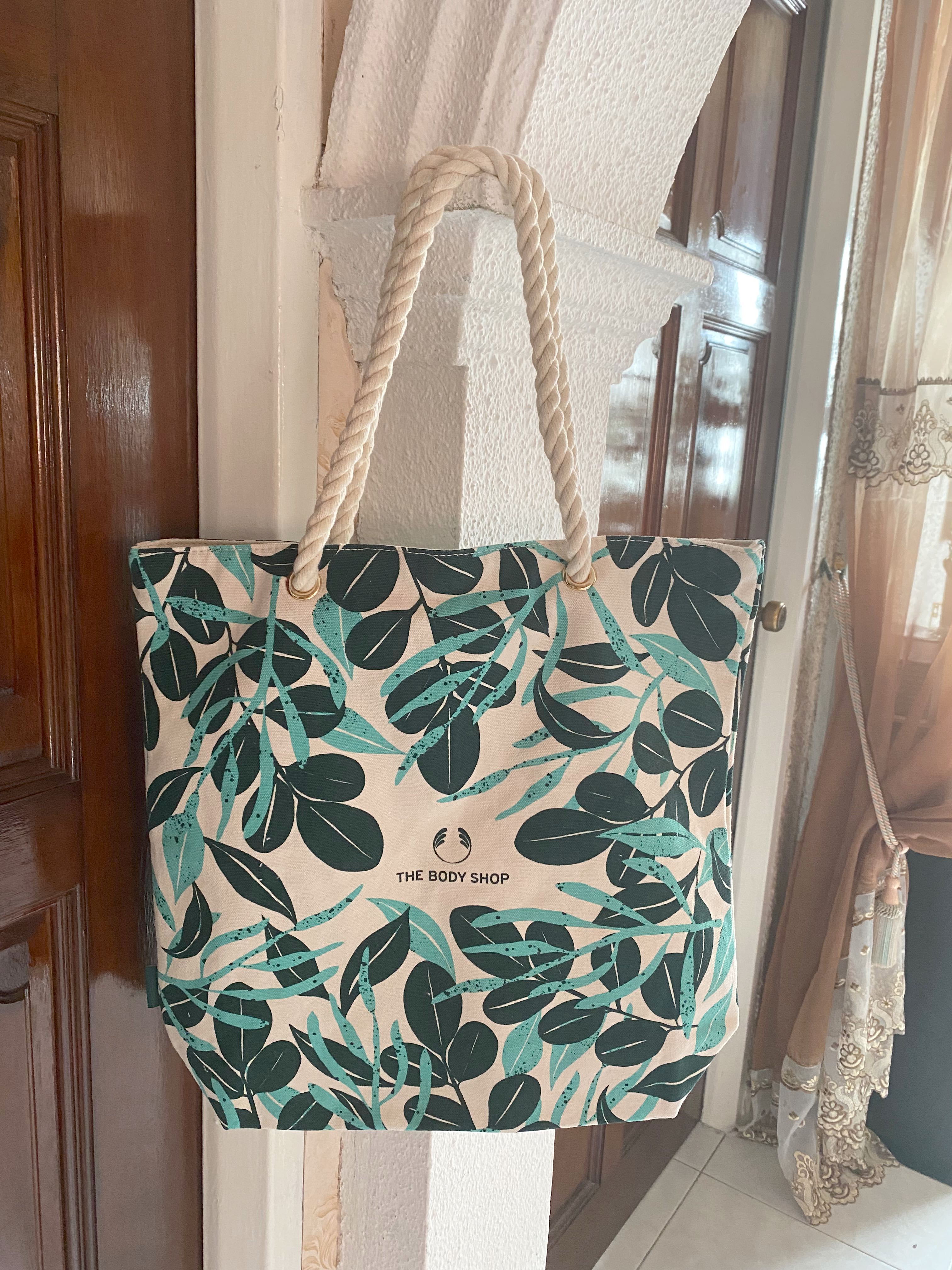 The Body Shop Environmental Tote Bag, Women's Fashion, Bags & Wallets ...