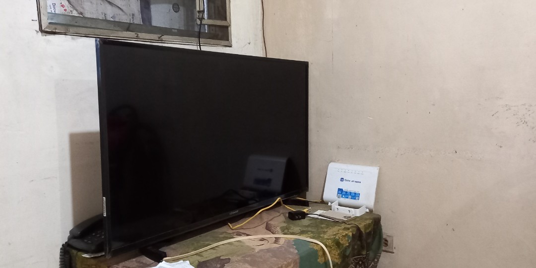 42 inches Devant LED TV (NOT A SMART TV), TV & Home Appliances, TV ...