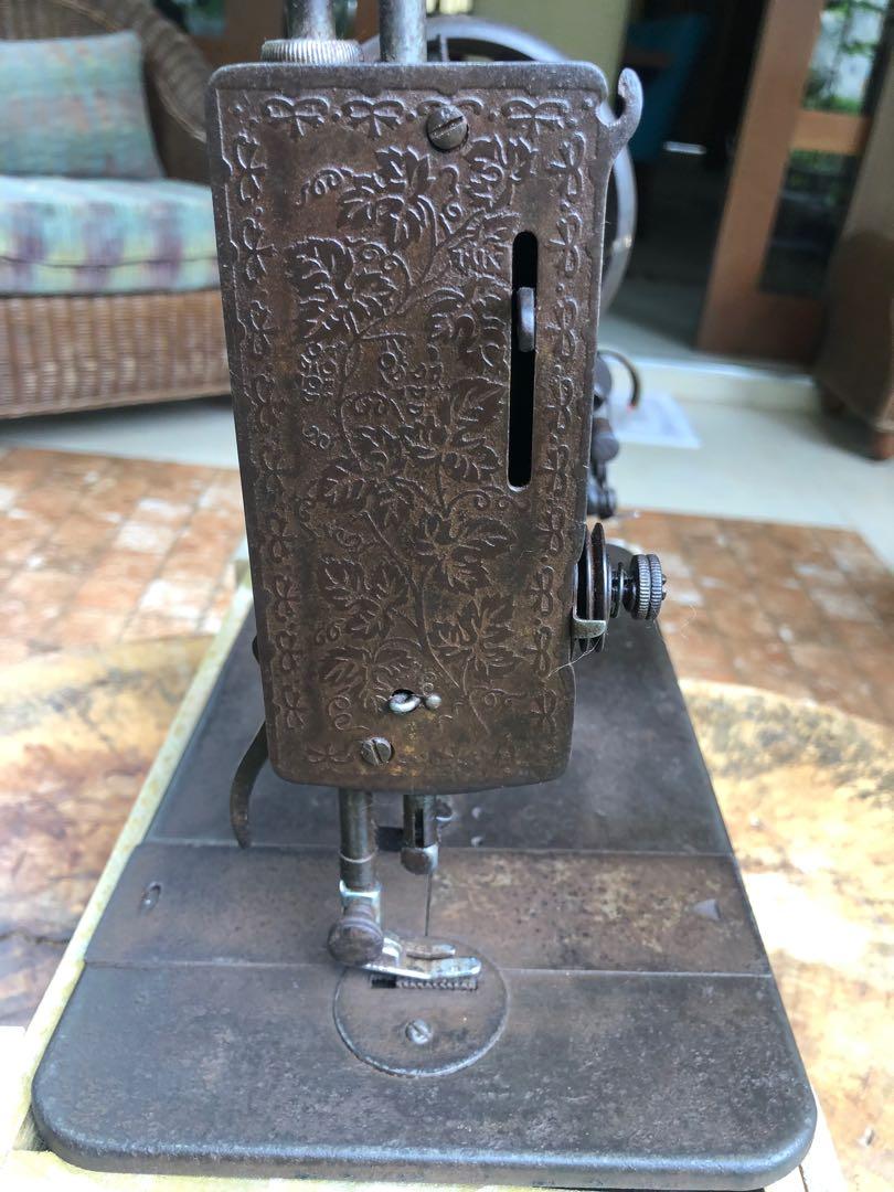 Antique (1878) Singer Sewing Machine, Hobbies & Toys, Memorabilia ...