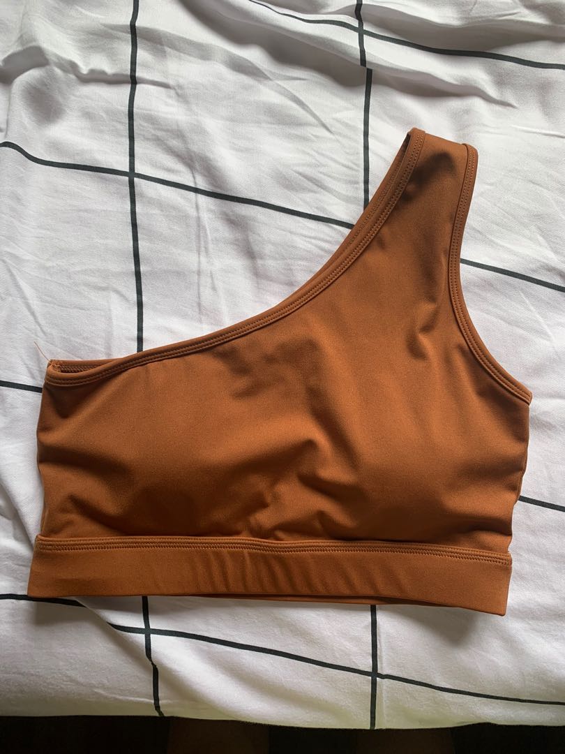 Anya active aura toga bra, Women's Fashion, Activewear on Carousell