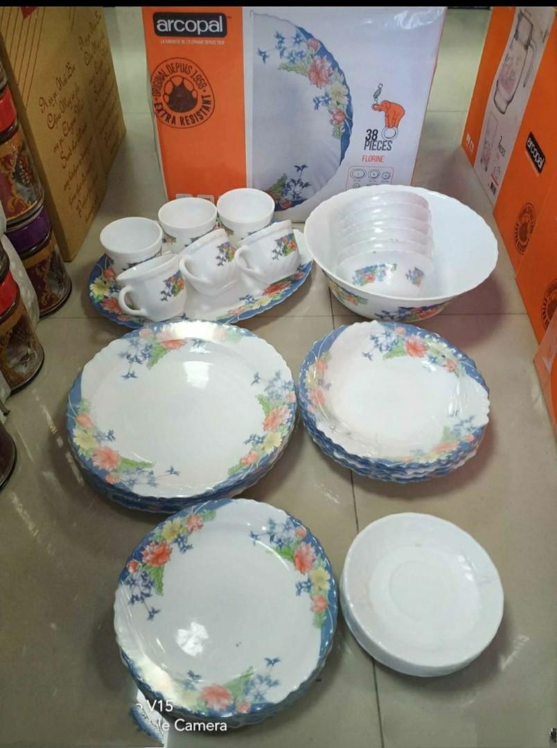 Arcopal Florine Dinner set 38pcs, Furniture & Home Living, Kitchenware ...