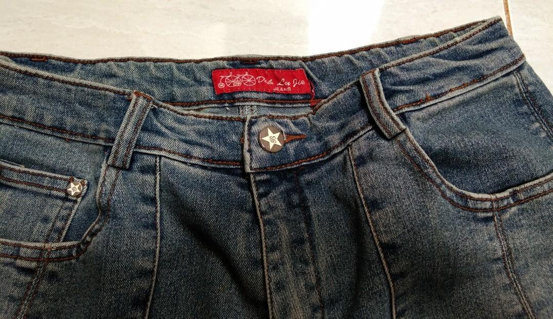 FREE ROK JEANS, Fesyen Wanita, Pakaian Wanita, Bawahan di Carousell