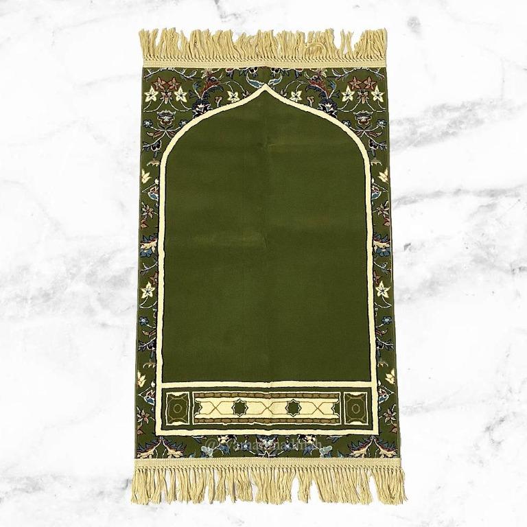 Imam Makkah Prayer Mat , Furniture & Home Living, Home Decor, Carpets ...