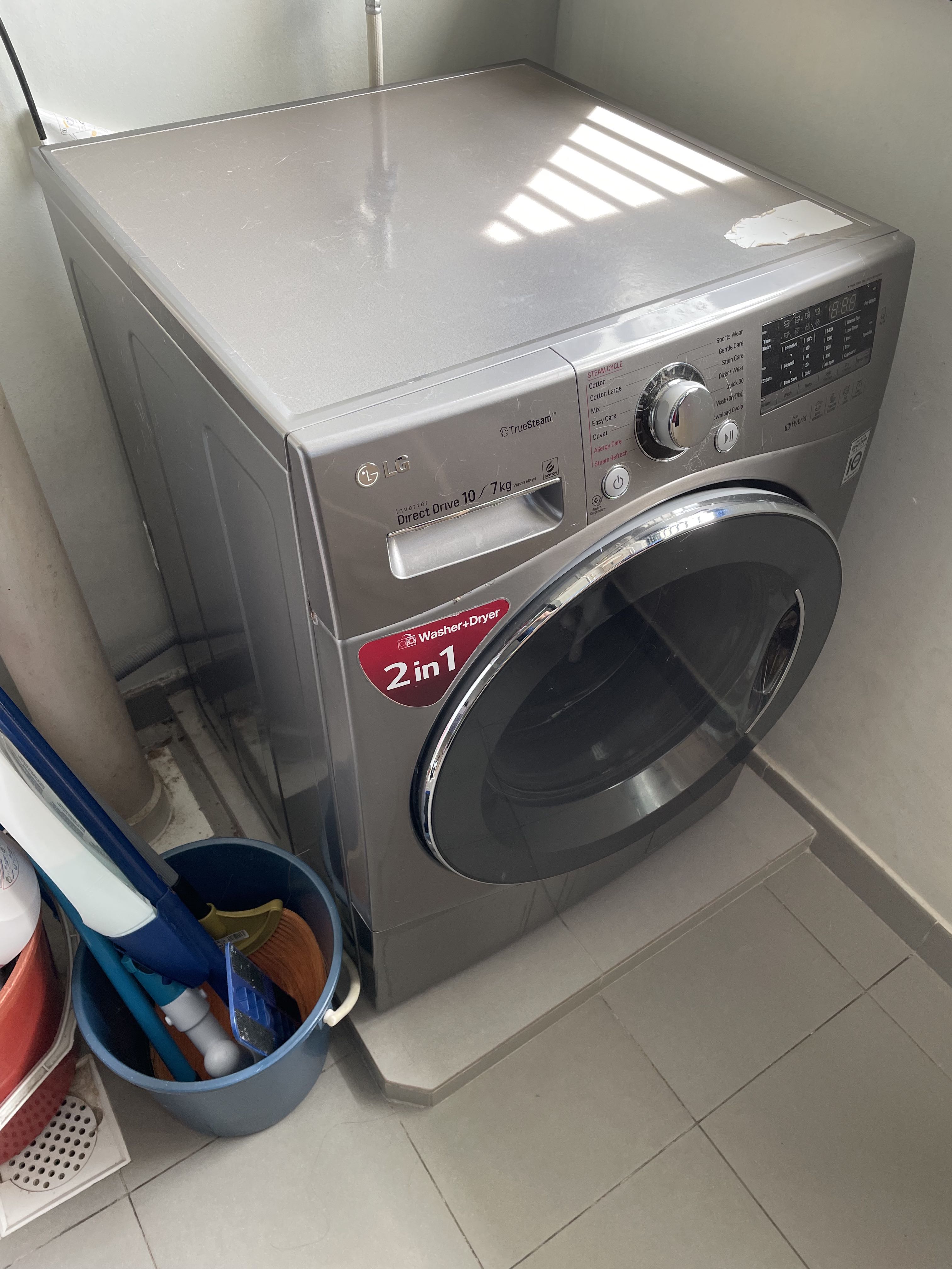 LG Washing Machine / Dryer, TV & Home Appliances, Washing Machines and ...