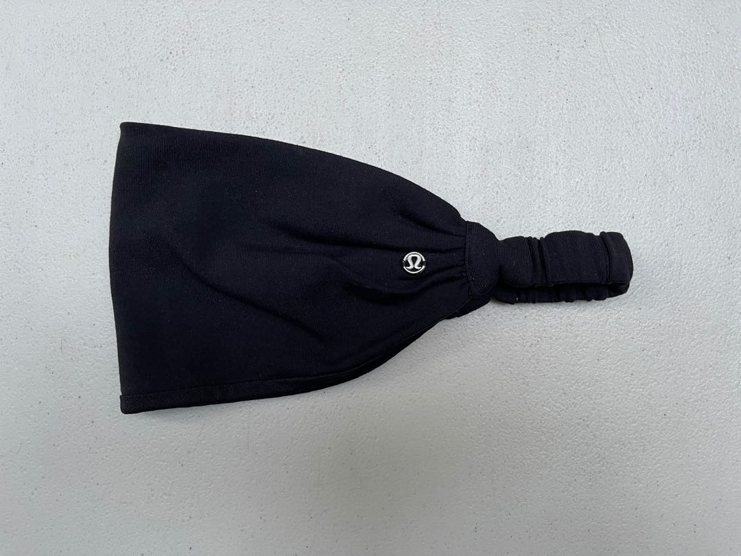 LULULEMON Bang Buster Headband Black, Women's Fashion, Activewear on ...